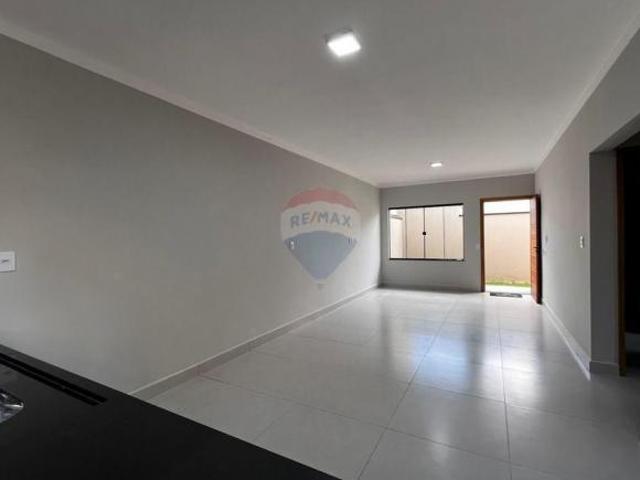 Casa para venda em Centro de 65.00m² com 2 Quartos, 1 Suite e 2 Garagens