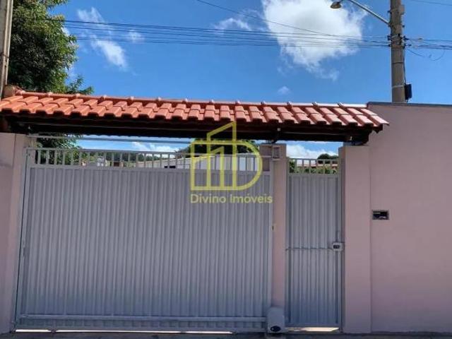 Casa para venda em Centro de 949.24m² com 3 Quartos, 1 Suite e 7 Garagens