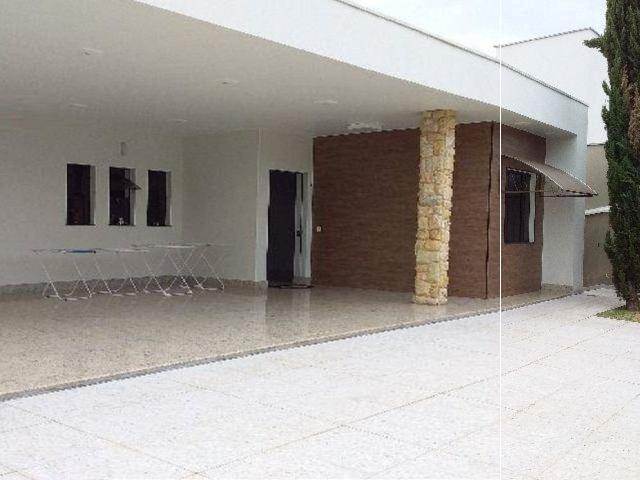 Casa para venda em Centro em Águas De São Pedro São Paulo de 275.00m² com 3 Quartos, 2 Suítes e 6 Garagens