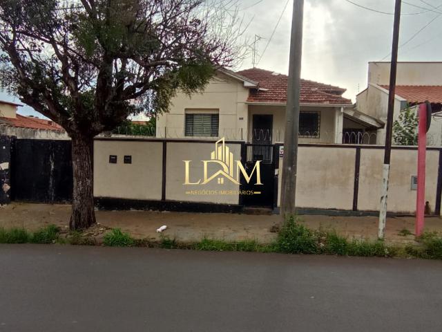 Casa para venda em Centro em Araraquara São Paulo de 360.00m² com 5 Quartos e 4 Garagens