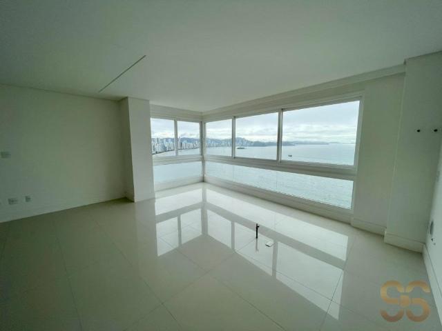 Casa para venda em Centro em Balneário Camboriú Santa Catarina de 143.00m² com 3 Quartos, 3 Suítes e 2 Garagens