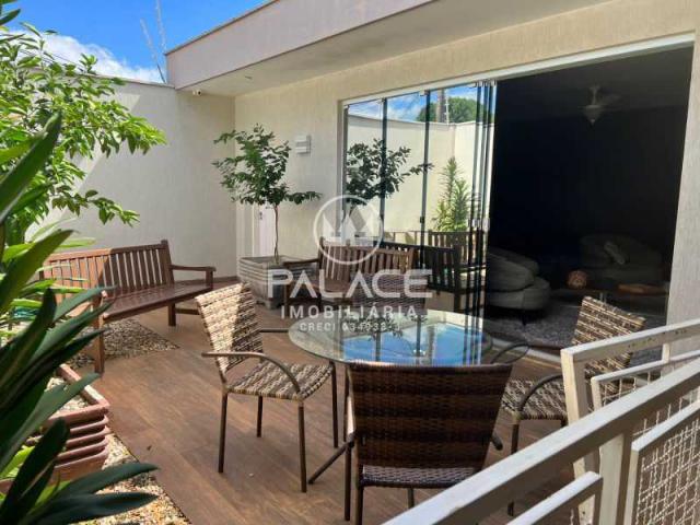 Casa para venda em Centro em Piracicaba São Paulo de 338.00m² com 1 Quarto, 3 Suítes e 3 Garagens