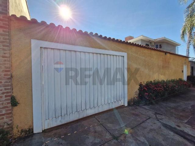 Casa para venda em Centro em Ribeirão Preto São Paulo de 298.15m² com 7 Quartos, 1 Suíte e 5 Garagens