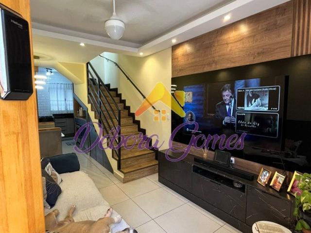 Casa para venda em Centro em São Vicente São Paulo de 73.00m² com 2 Quartos e 4 Garagens