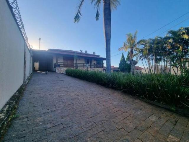 Casa para venda em Centro, Florestal