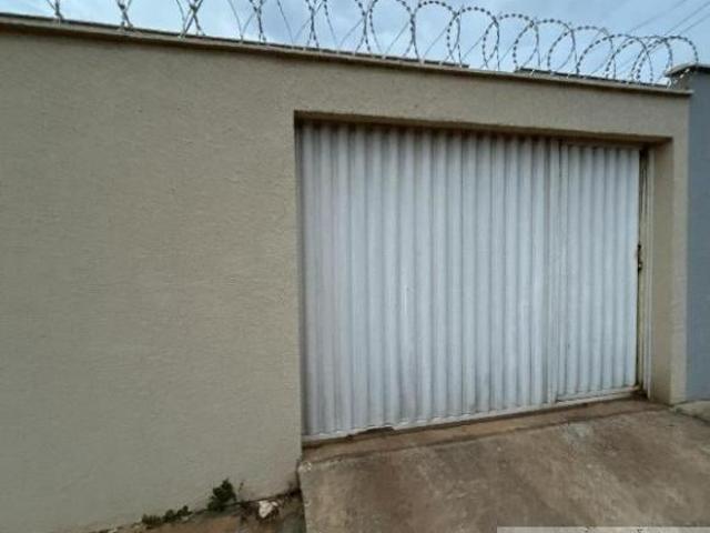 Casa para venda em Centro, Guapó