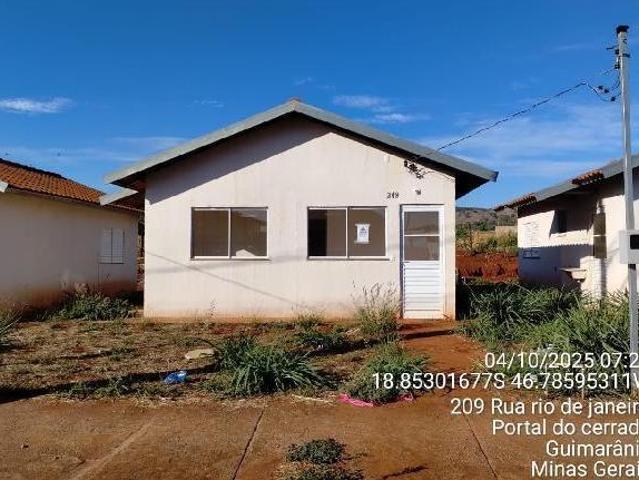 Casa para venda em Centro, Guimarânia