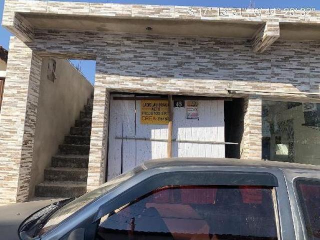 Casa para venda em Centro, Jequitaí