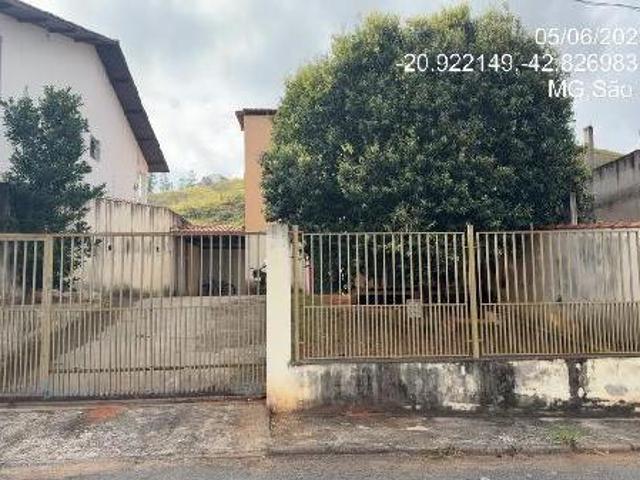 Casa para venda em Centro, São Geraldo