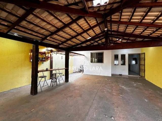 Casa para venda em Centro, São Joaquim de Bicas