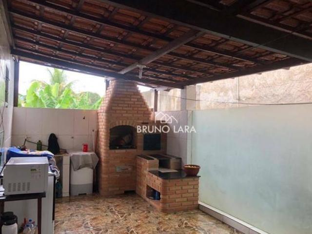 Casa para venda em Centro, São Joaquim de Bicas