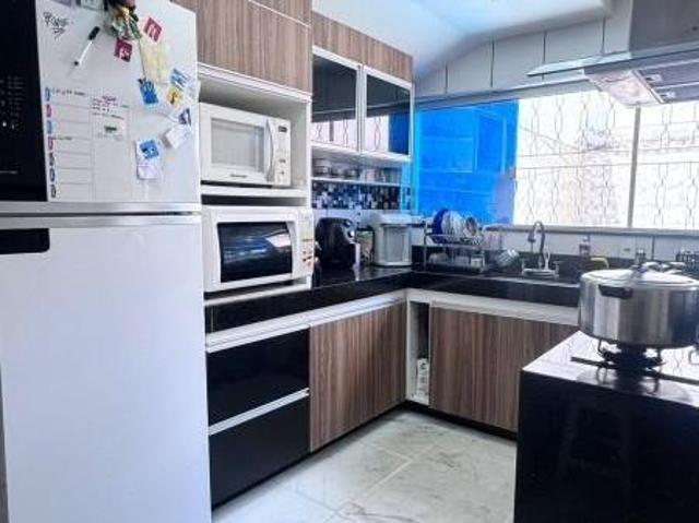 Casa para venda em Centro, Sarzedo