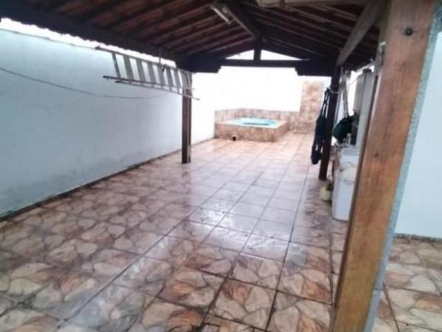 Casa para venda em Centro, Sarzedo