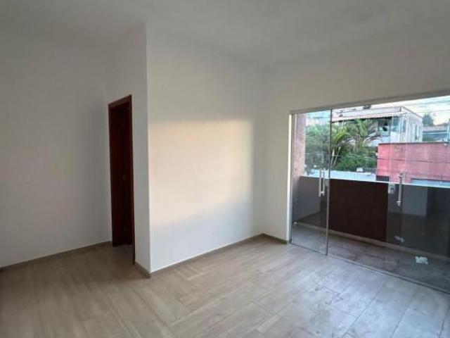 Casa para venda em Centro, Sarzedo