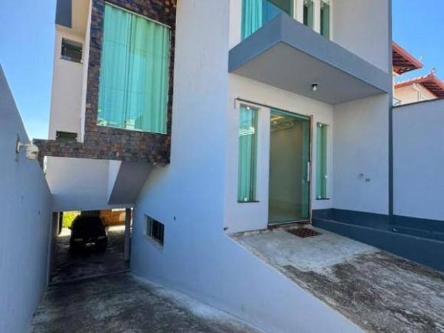 Casa para venda em Centro, Sarzedo