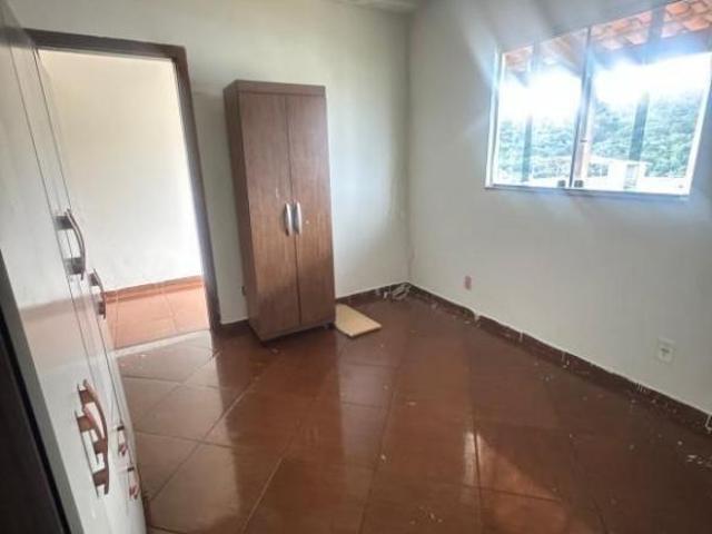 Casa para venda em Centro, Sarzedo