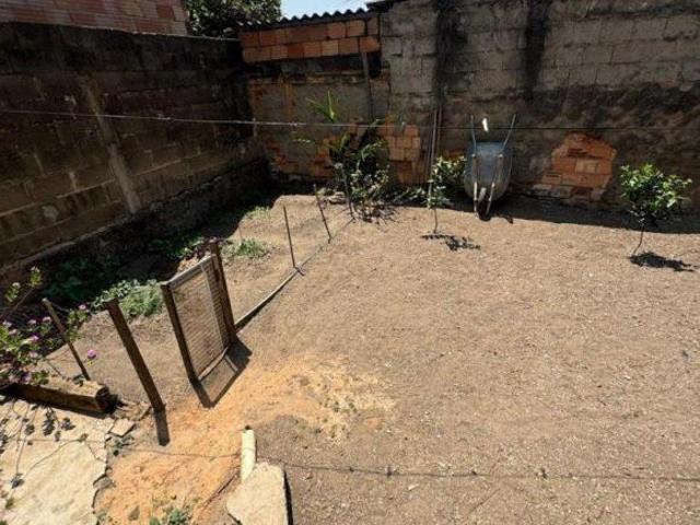Casa para venda em Centro, Sarzedo