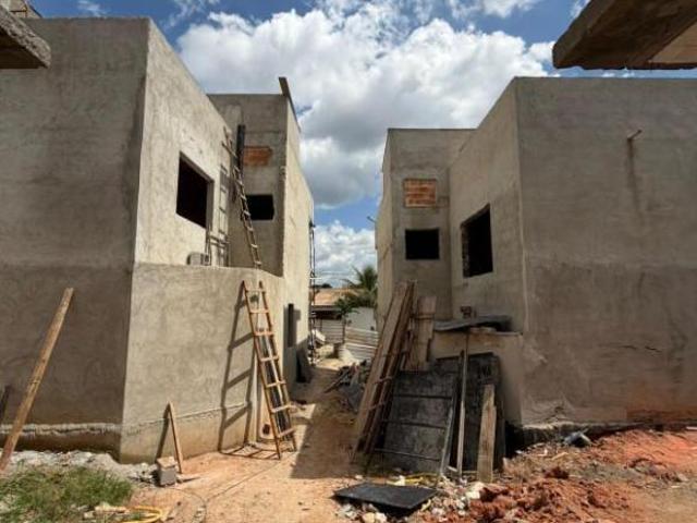 Casa para venda em Centro, Sarzedo
