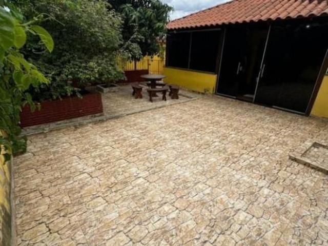 Casa para venda em Centro, Sarzedo