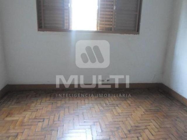 Casa para venda em Centro, Uberlândia