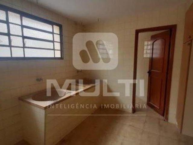 Casa para venda em Centro, Uberlândia