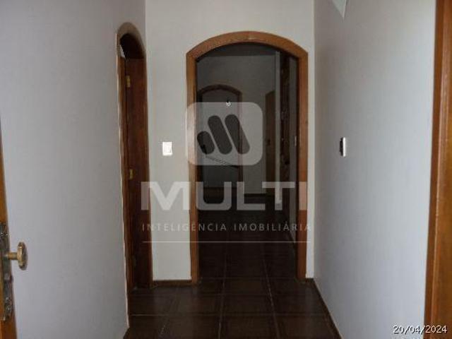 Casa para venda em Centro, Uberlândia