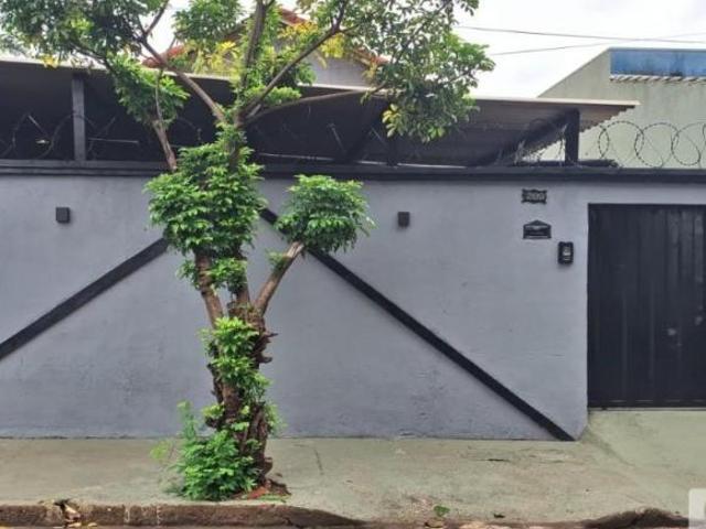 Casa para venda em Centro, Uberlândia