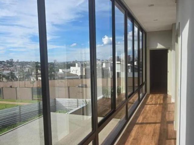 Casa para venda em Centro, Uberlândia