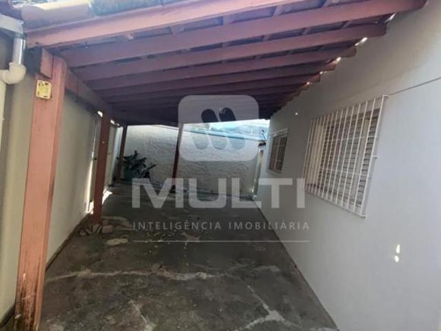 Casa para venda em Centro, Uberlândia