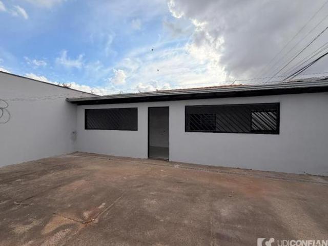 Casa para venda em Centro, Uberlândia