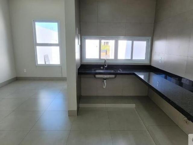 Casa para venda em Centro, Uberlândia