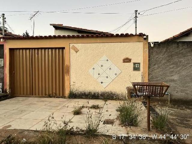 Casa para venda em Centro, Várzea da Palma