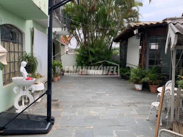 Casa para venda em Cerrado de 277.00m² com 3 Quartos, 1 Suite e 9 Garagens