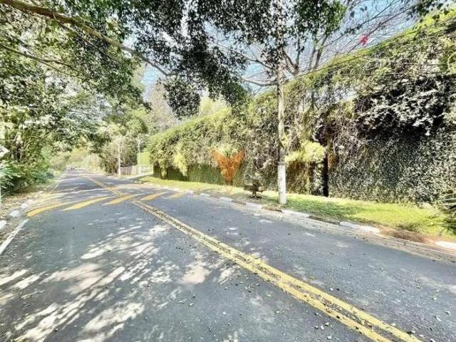 Casa para venda em Chácara Vale Do Rio Cotia de 540.00m² com 4 Quartos, 4 Suites e 6 Garagens