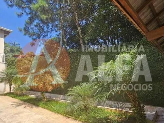Casa para venda em Chácara Vale Do Rio Cotia de 358.00m² com 3 Quartos, 3 Suites e 7 Garagens