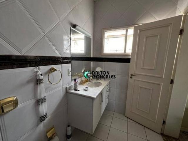 Casa para venda em Chácara Areal de 394.00m² com 4 Quartos, 3 Suites e 6 Garagens