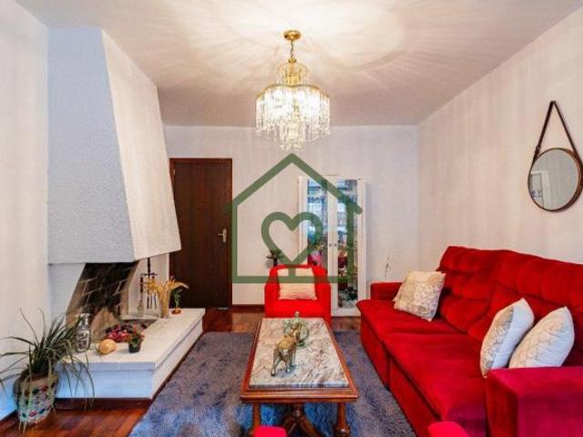 Casa para venda em Chácara Das Pedras de 395.00m² com 4 Quartos, 2 Suites e 4 Garagens