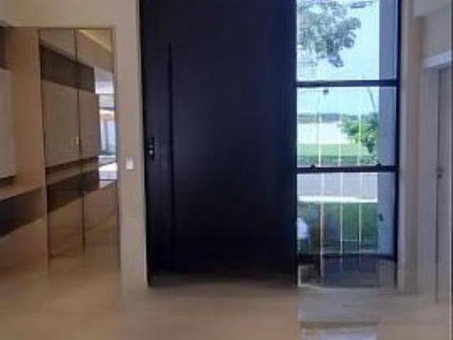 Casa para venda em Chácara Letônia de 261.00m² com 3 Quartos, 3 Suites e 4 Garagens