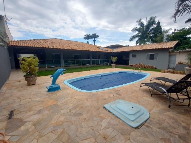 Casa para venda e aluguel em Chácara Lucília em Americana São Paulo de 200.00m² com 4 Quartos, 2 Suítes e 6 Garagens