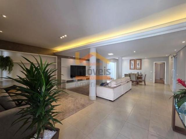 Casa para venda em Chácara Machadinho Ii de 224.00m² com 3 Quartos, 1 Suite e 4 Garagens