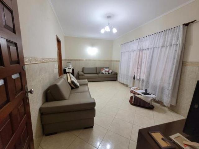 Casa para venda em Chácara Mafalda com 3 quartos, 138m²