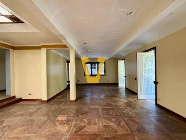 Casa para venda em Chácara Monte Alegre com 3 quartos, sendo 1 suíte, 206m²