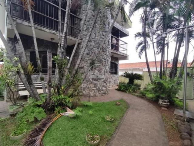 Casa para venda em Chácara Nazareth de 244.00m² com 3 Quartos, 3 Suites e 6 Garagens