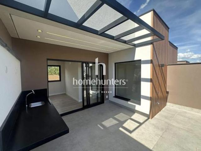 Casa para venda em Chácara Primavera de 158.00m² com 3 Quartos, 1 Suite e 2 Garagens