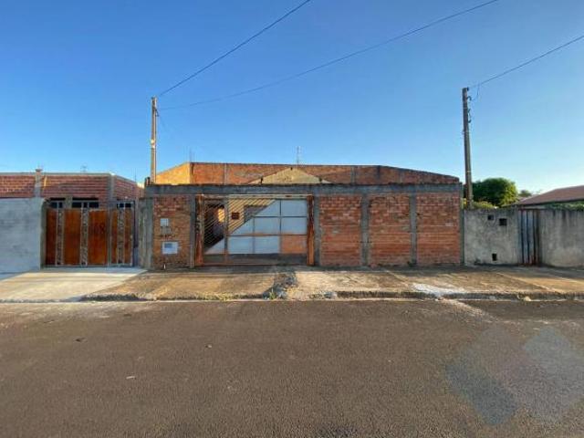 Casa para venda em Chácara Recreio Do Havaí de 64.00m² com 2 Quartos e 2 Garagens