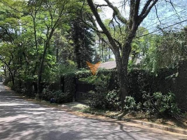 Casa para venda em Chácara São João de 698.75m² com 3 Quartos, 3 Suites e 6 Garagens