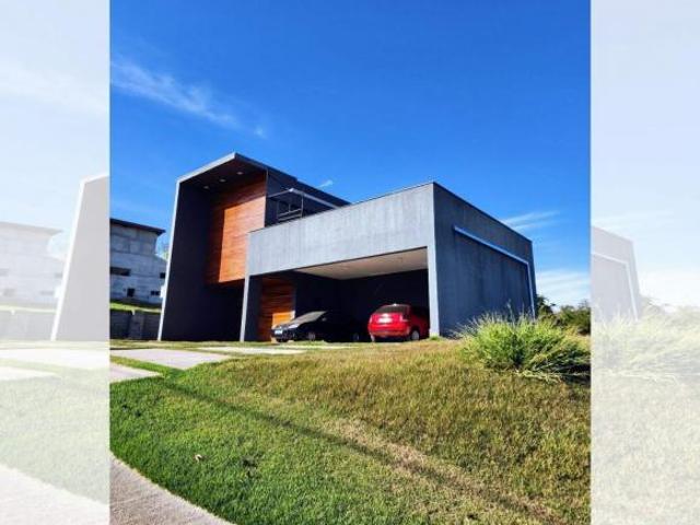 Casa para venda em Chacara Santa Terezinha de 450.00m² com 4 Quartos, 4 Suites e 5 Garagens