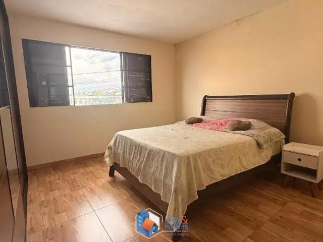 Casa para venda em Chácara Santa Maria com 4 quartos, sendo 1 suíte, 171m²