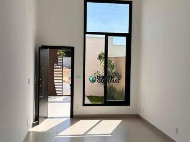 Casa para venda em Chácaras Alvorada de 101.00m² com 3 Quartos, 1 Suite e 2 Garagens
