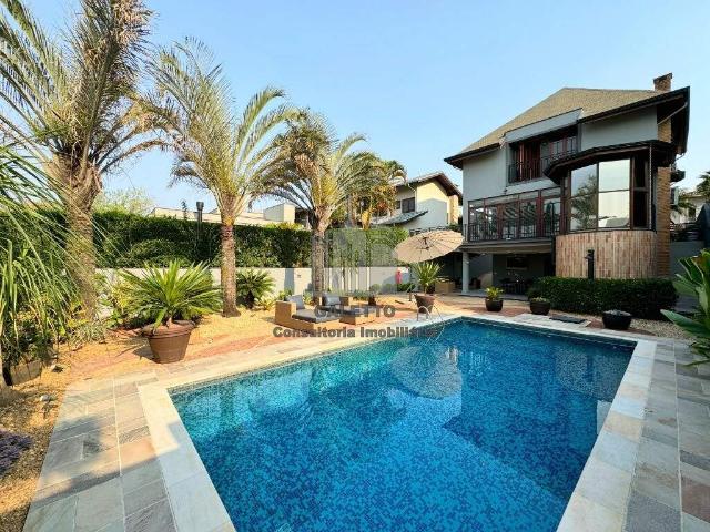 Casa para venda em Chácaras Alpina em Valinhos São Paulo de 358.00m² com 4 Quartos, 4 Suítes e 6 Garagens